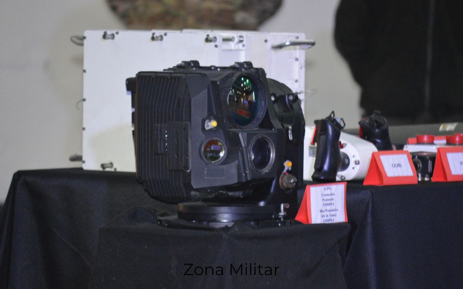 Galería - Presentación del nuevo TAM 2C-A2 de serie