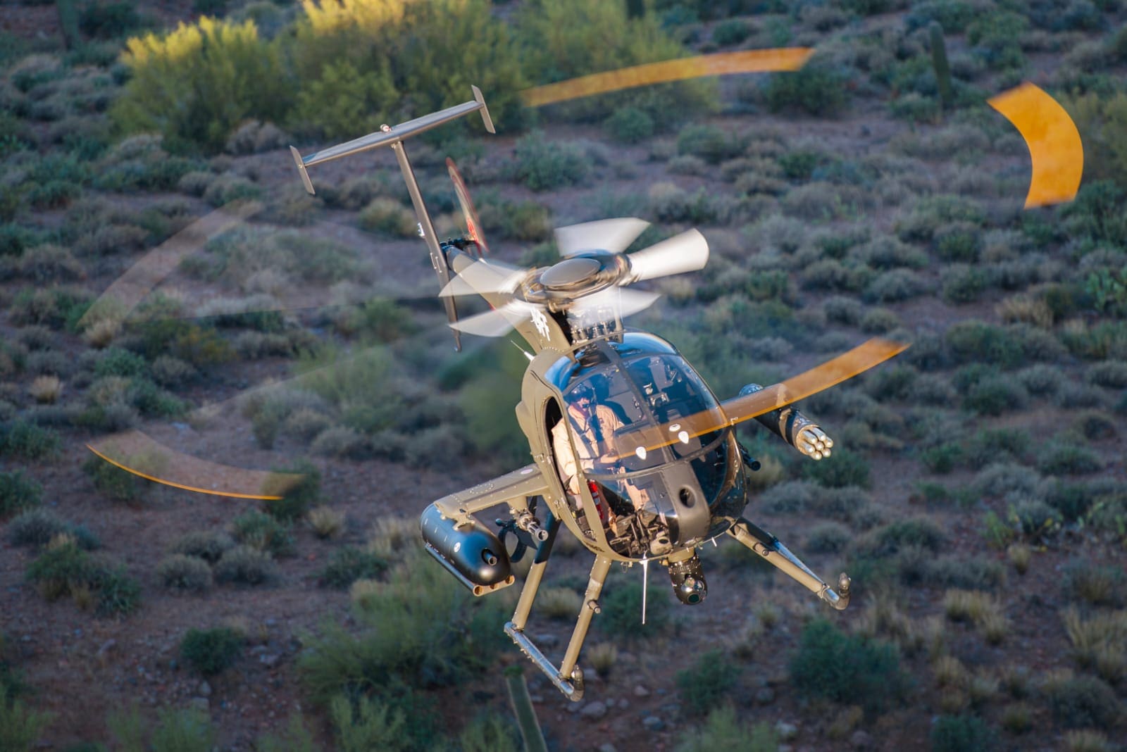 MD Helicopters venderá seis nuevos helicópteros de ataque y ...