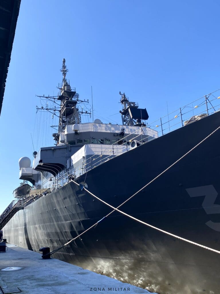 Conociendo al JS Kashima y JS Hatakaze: los buques de la Fuerza ...