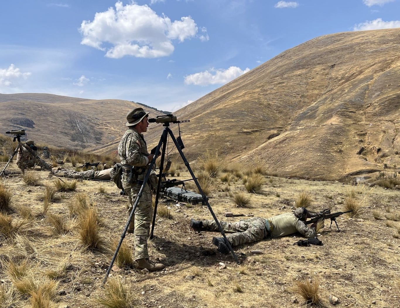Tropa de operaciones especiales de EE.UU. y Perú se adiestran en tiro ...