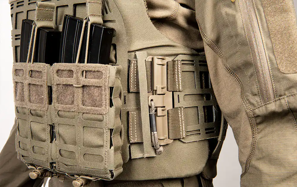 FAMAE y NFM firman un acuerdo para fabricar indumentaria táctica y ...