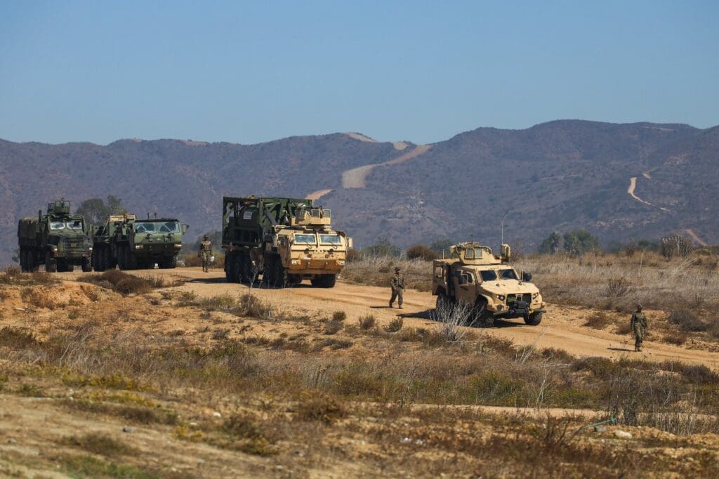 Los Marines comprarán más vehículos Oshkosh ROGUE para su nuevo sistema ...