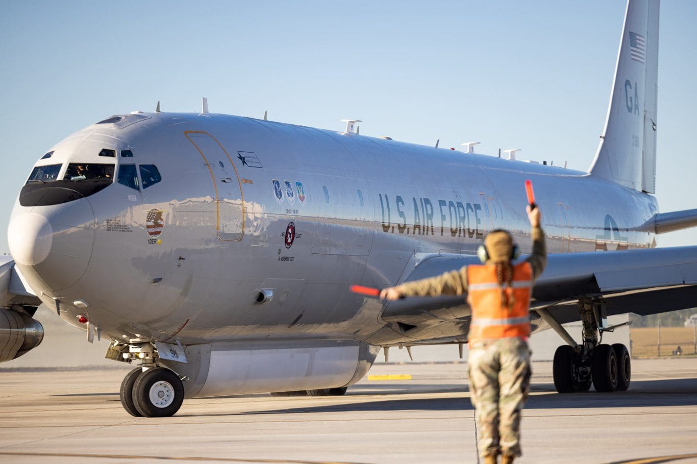 La Fuerza Aérea de EE.UU. dio de baja su último avión de vigilancia E-8C Joint STARS