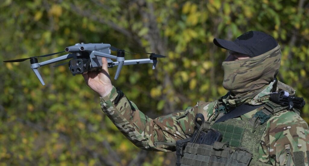 Rusia inició la producción masiva del Veter, drone ligero resistente a ...