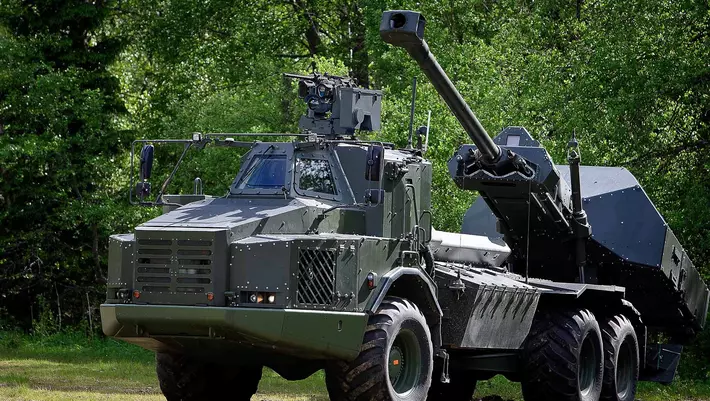 BAE Systems, Babcock y RBSL apuestan por el Archer como futuro obús autopropulsado del Ejército ...