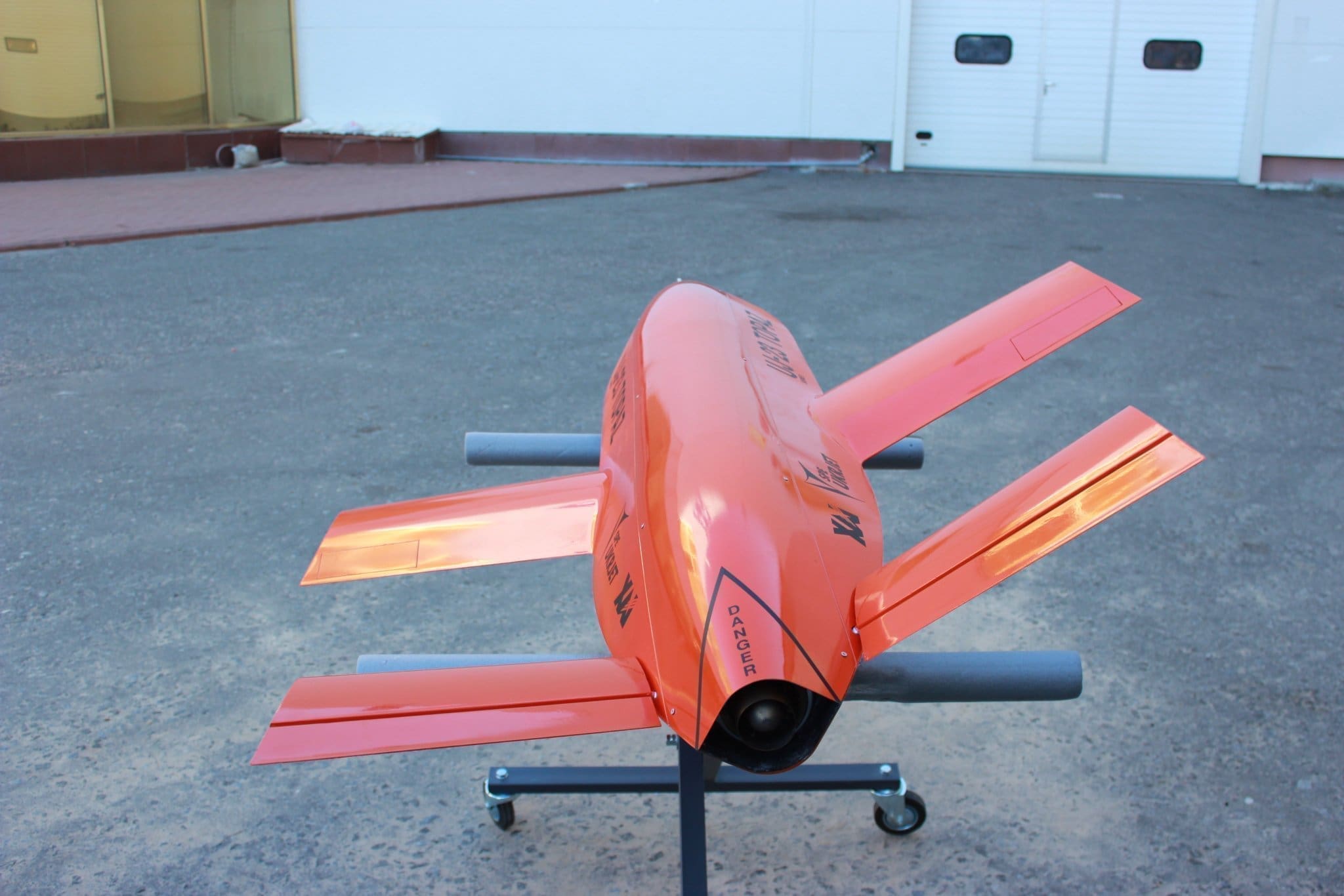 Primeras imágenes confirman que Ucrania está utilizando en combate su nuevo drone UJ-25 Skyline