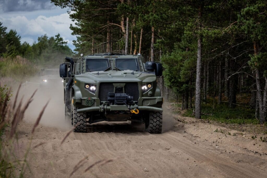 Oshkosh comienza la fabricación de los nuevos JLTV para las Fuerzas de ...