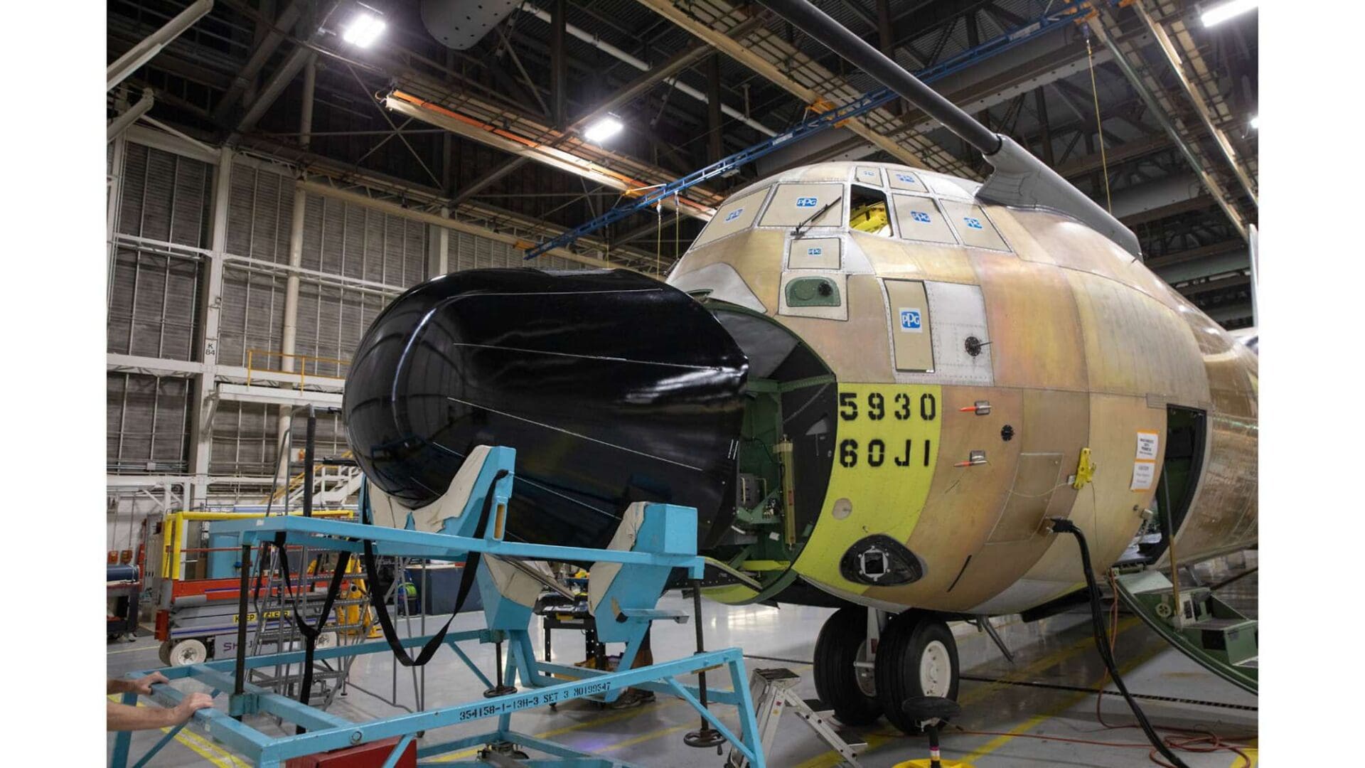 El escuadrón franco-germano BATS de C/KC-130J Hércules llegó a las 10. ...