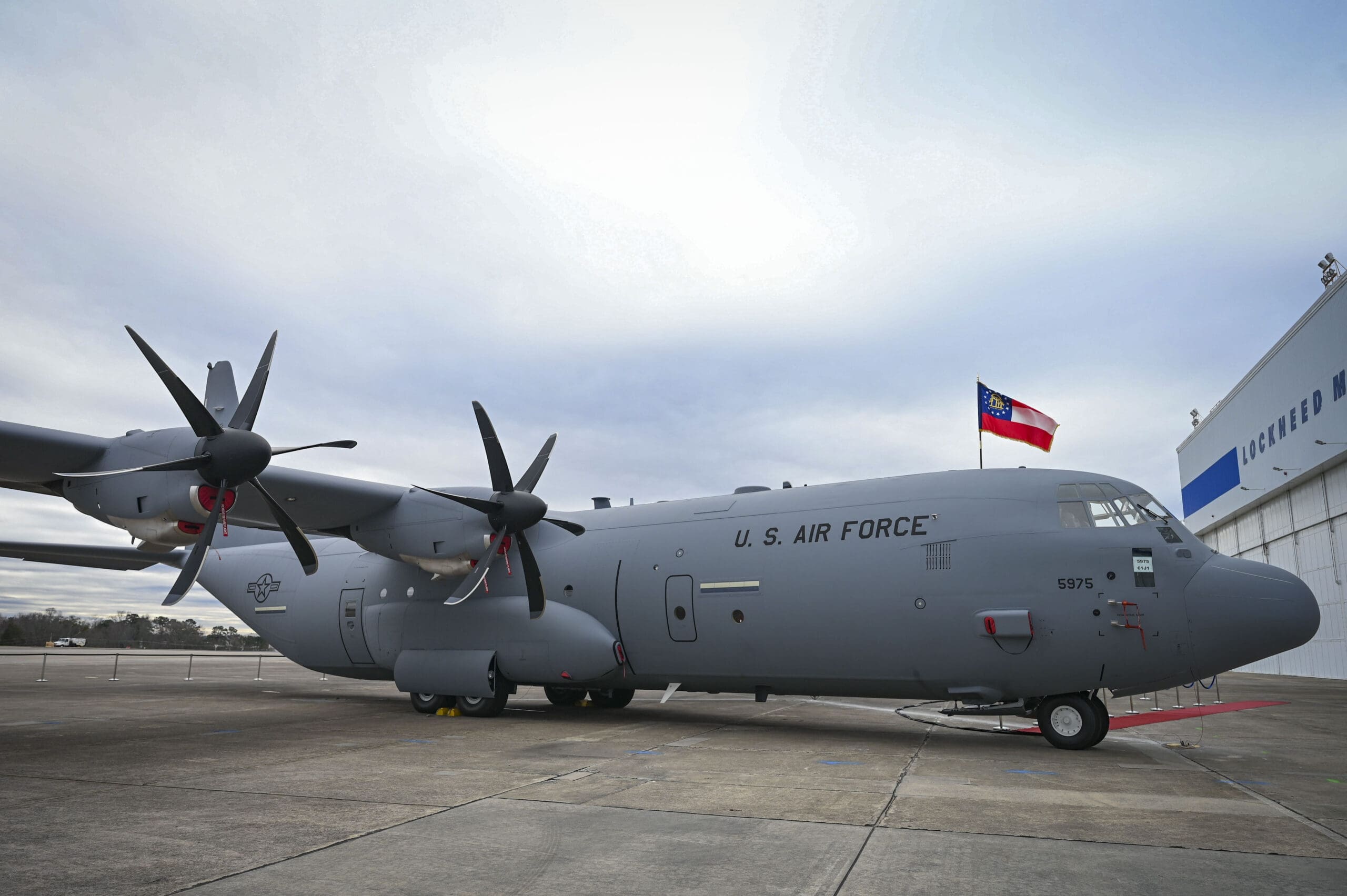 Lockheed Martin entrega el primer C-130J-30 Super Hércules a la Guardia Aérea Nacional de Georgia
