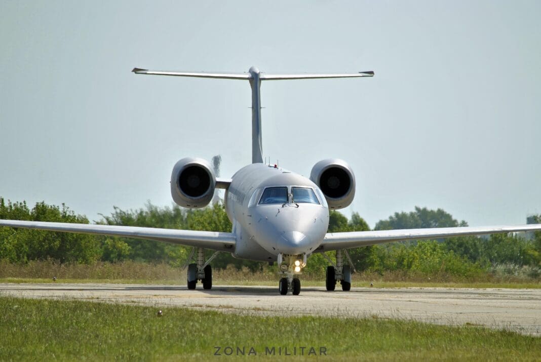 Coverage - The new Embraer ERJ-140LR of the Argentine Air Force has ...