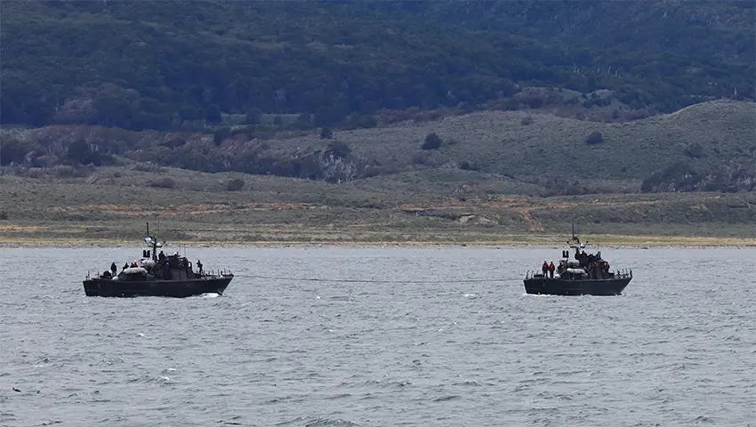 With the deployment of its patrol boats, the Argentine Navy carried out ...