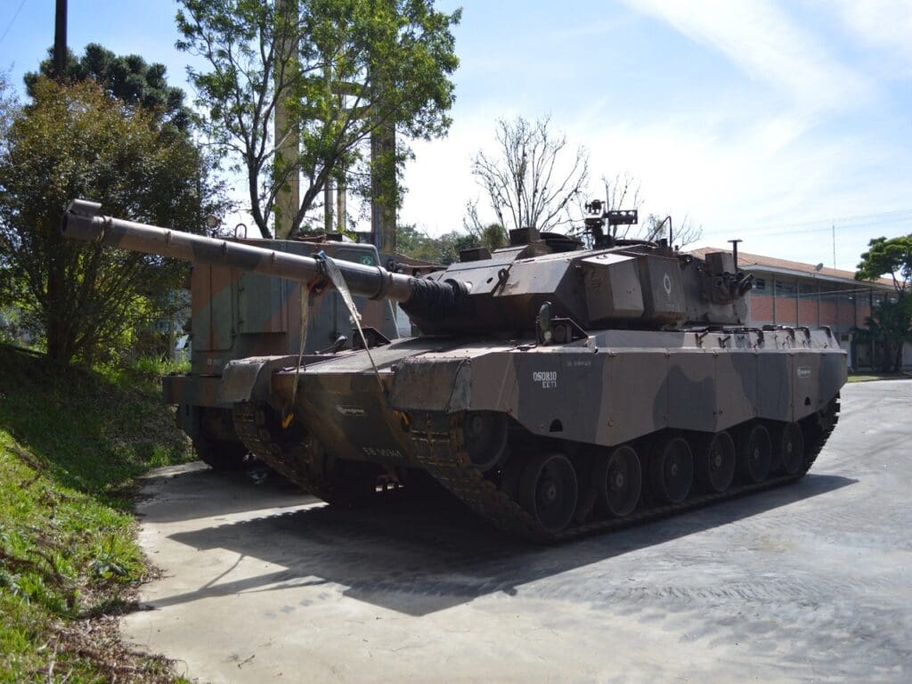 The Brazilian Army will refurbish the prototypes of the EE-T1 Osorio tank