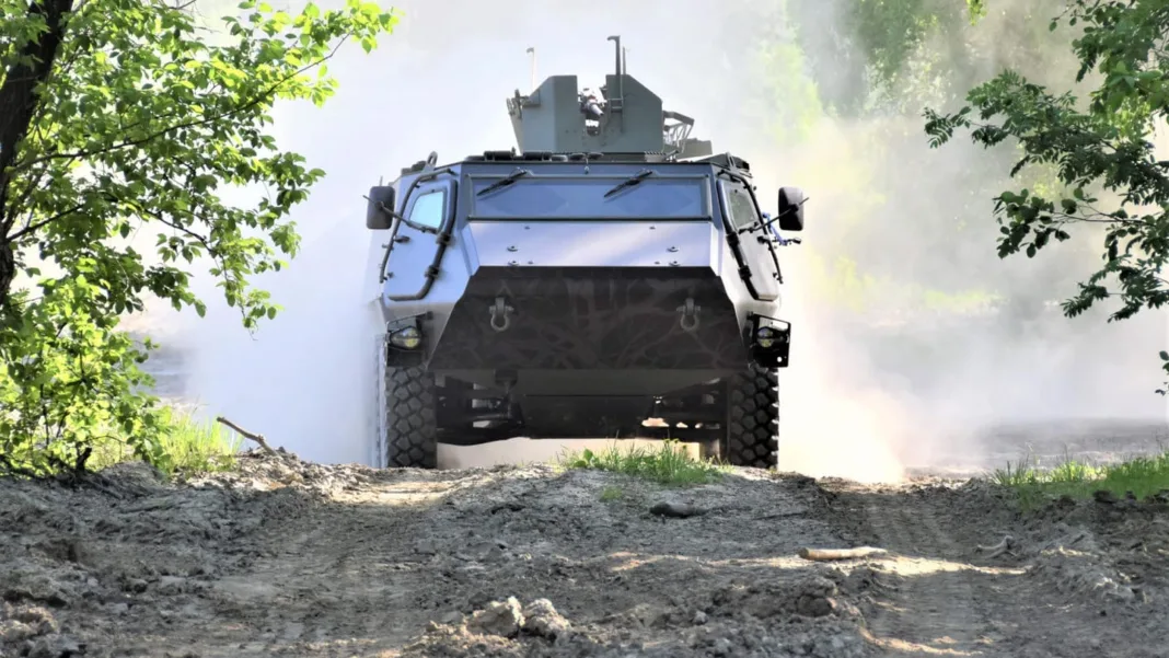 Patria concreta la venta de 300 vehículos de combate blindados 6x6 ...