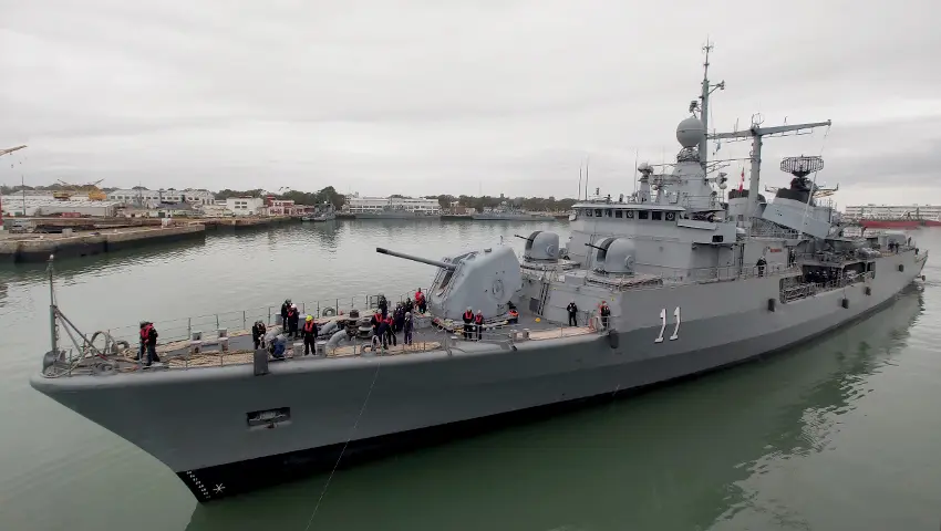 The destroyer ARA La Argentina of the Argentine Navy completed new ...
