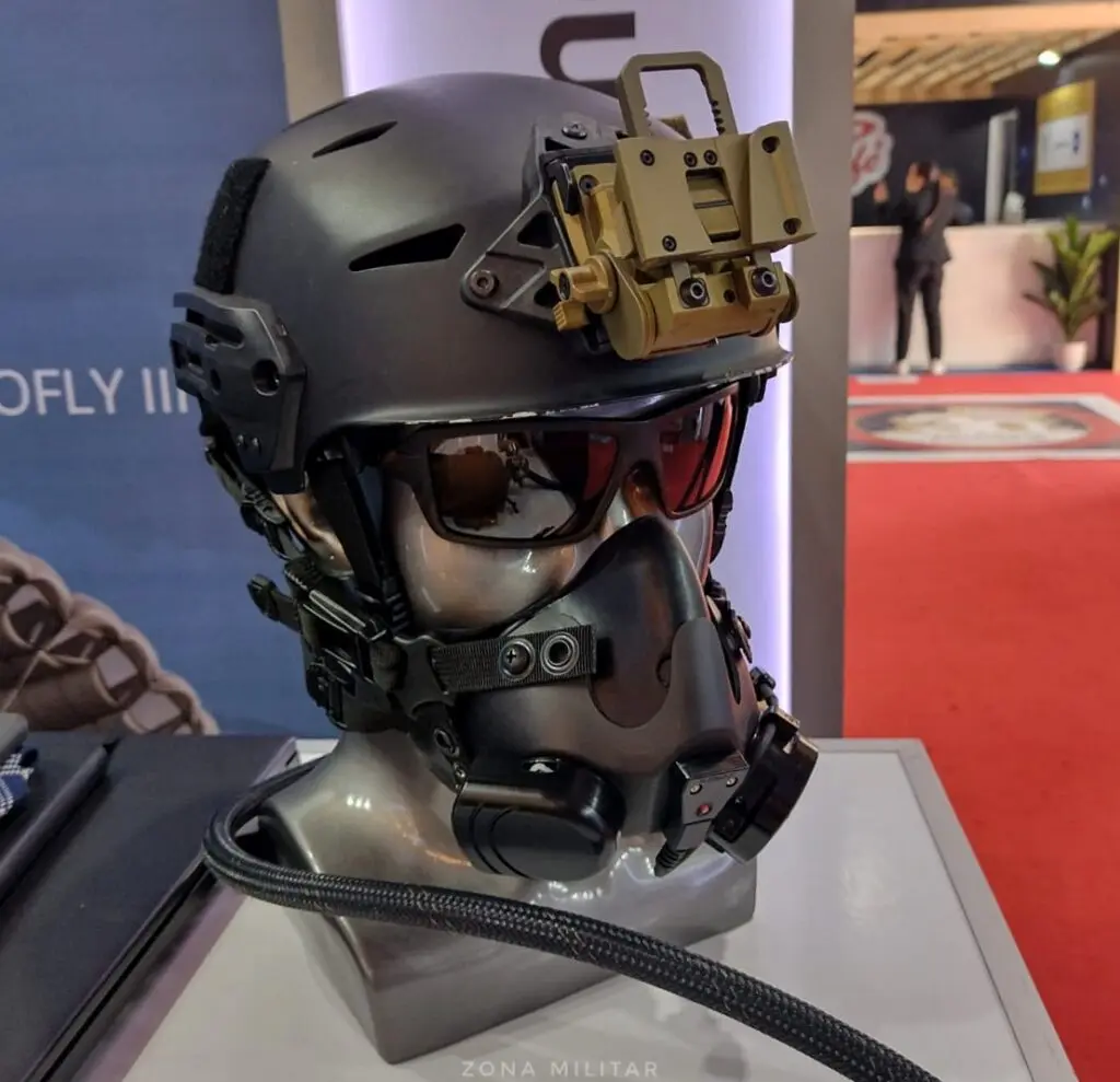 ZM at FIDAE - Airborne Systems presented its solutions for military and ...