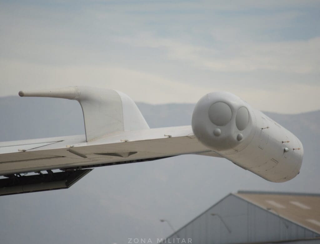 ZM en FIDAE - El AWACS E-3 Sentry "905" de la Fuerza Aérea de Chile al ...