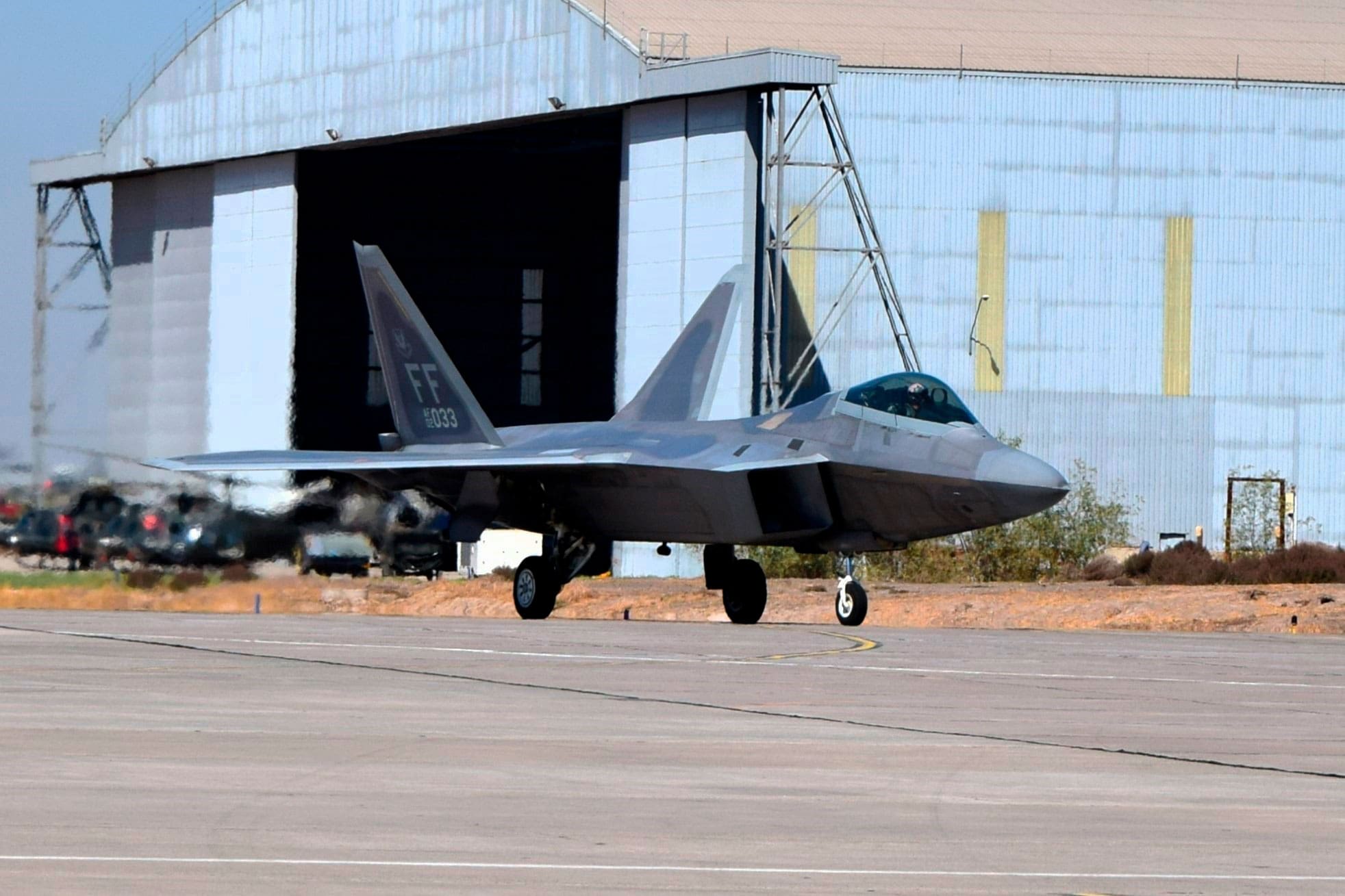 FIDAE 2024 arranca en Santiago de Chile con más de 100 aviones en ...