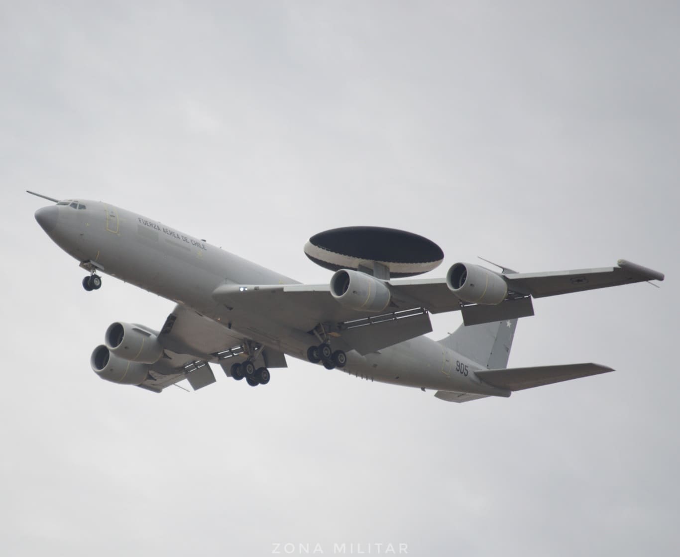 ZM en FIDAE - El AWACS E-3 Sentry "905" de la Fuerza Aérea de Chile al ...