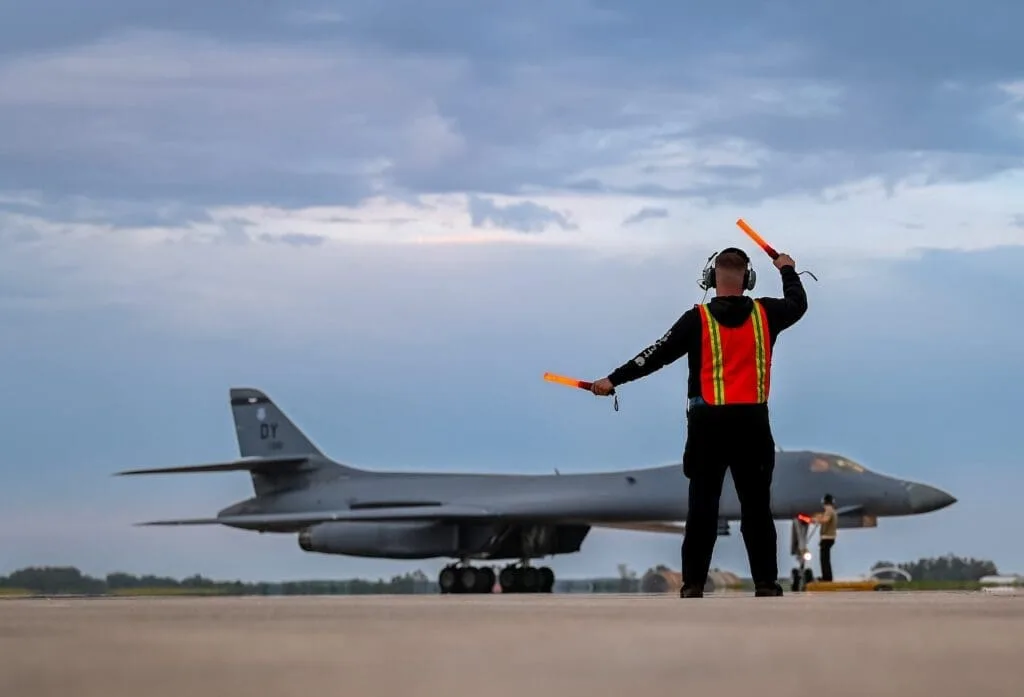 The deployment of the B-1B Lancer bombers of the U.S. Air Force in ...