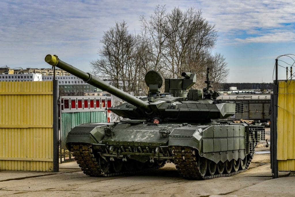 The Russian Ground Forces receive the first batch of T-72B3M and T-90M ...