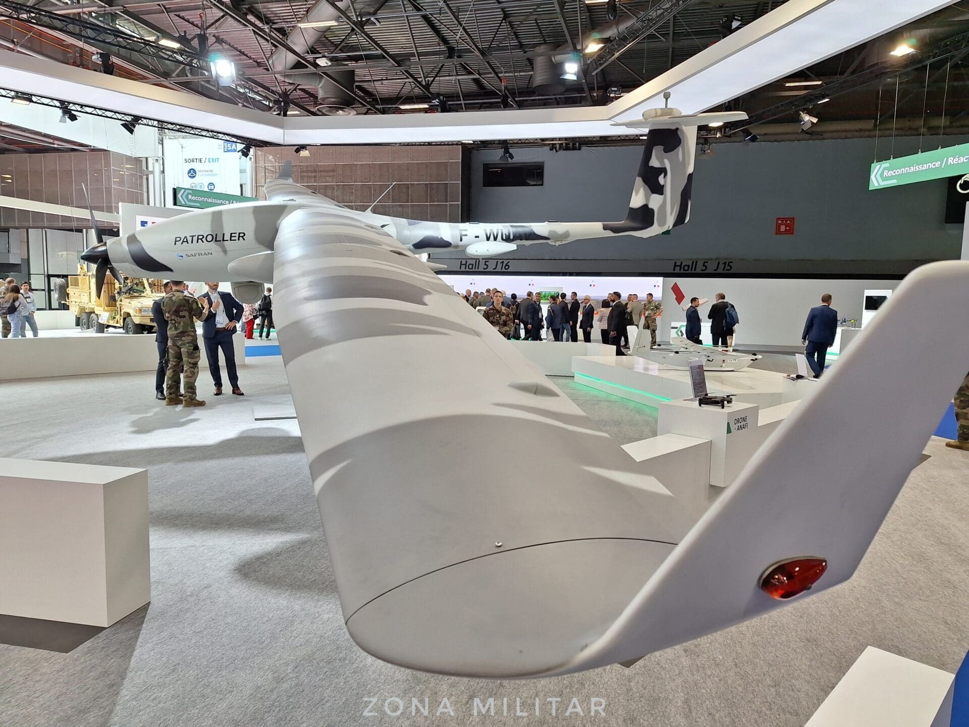 ZM en Eurosatory - SAFRAN incorpora un pod de lanzamiento de municiones ...