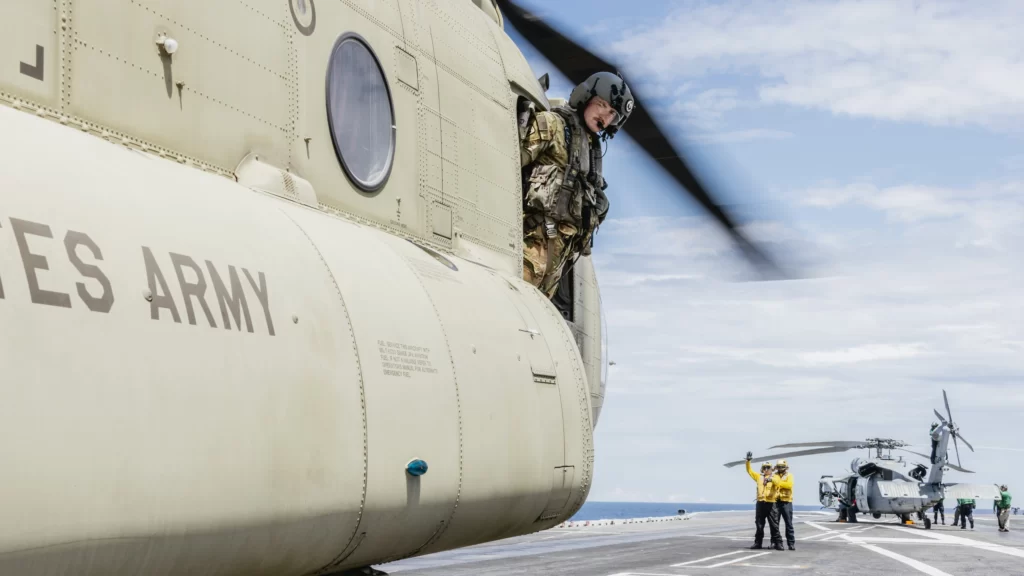 A U.S. Army CH-47F Chinook operated from the USS George Washington ...