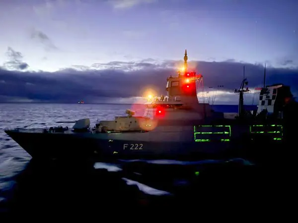 The Sea Kings of the Peruvian Navy operated alongside the frigate Baden ...