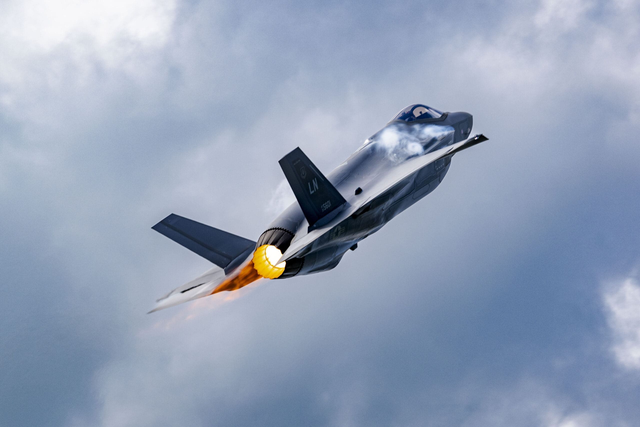 Patria avanzará en la producción de motores F135 para los nuevos F-35A de la Fuerza Aérea de ...