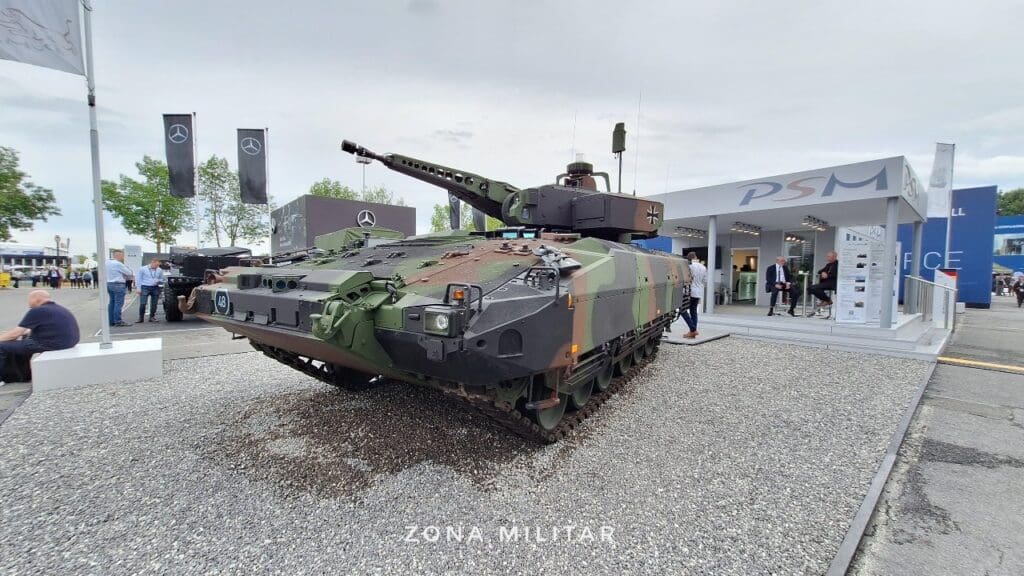 ZM at Eurosatory – The German Army presents one of its Puma S1 IFVs ...