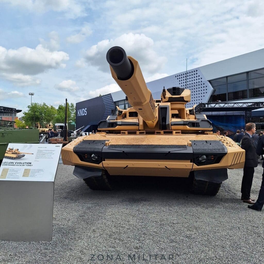 ZM en Eurosatory - KNDS presenta a los nuevos Leopard 2A8 y 2 A-RC 3.0 junto a los Leclerc XLR y ...