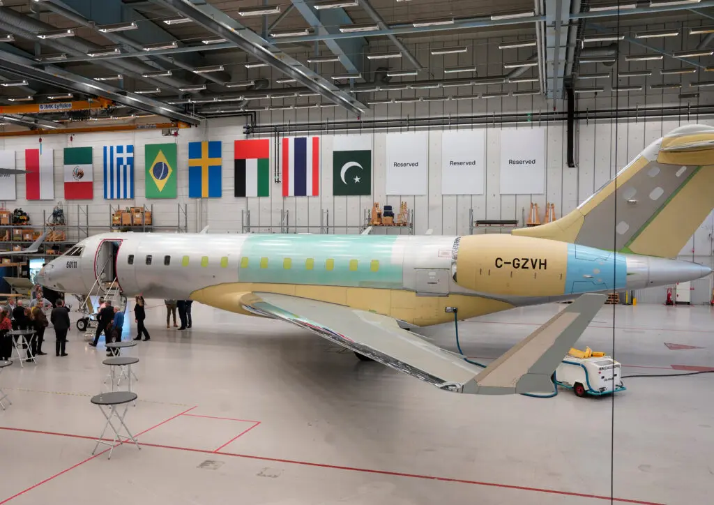 To replace the Saab 340 AEW transferred to Ukraine, the Swedish Air ...