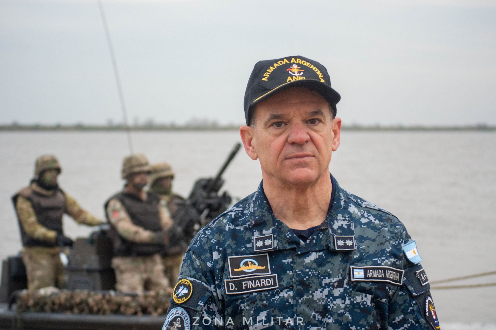 Cobertura - Las Infanterías de Marina de las armadas de Argentina ...