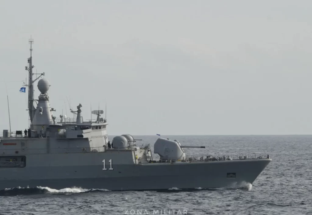 The future of Argentine Navy's MEKO 360 destroyers: between proposals ...