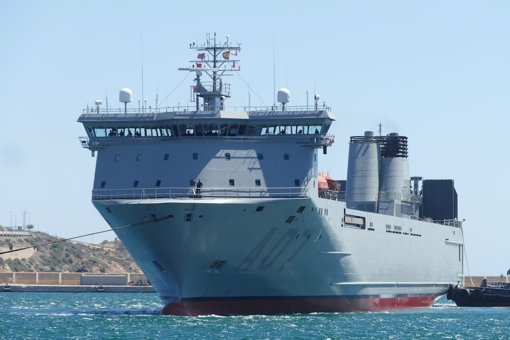 La Armada Española comienza a operar el nuevo buque logístico A-07 El Camino Español adquirido ...