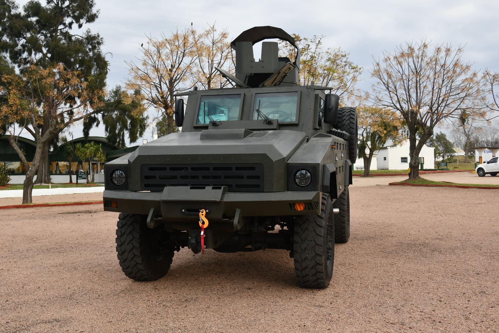 EE.UU. concretó la donación de radios L3Harris Falcon II RF-7800H para ...