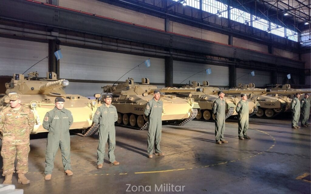Avance - Se presentaron los primeros cinco tanques TAM 2C-A2 del ...