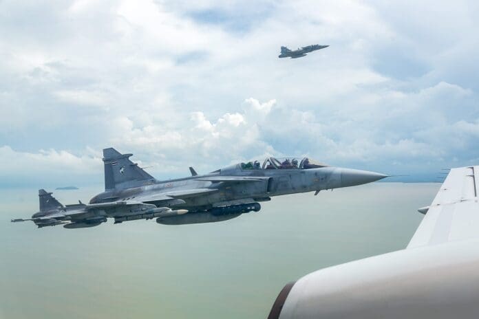 El Gripen E se impone por sobre el F-16 Block 70 como futuro caza de la Fuerza Aérea de Tailandia