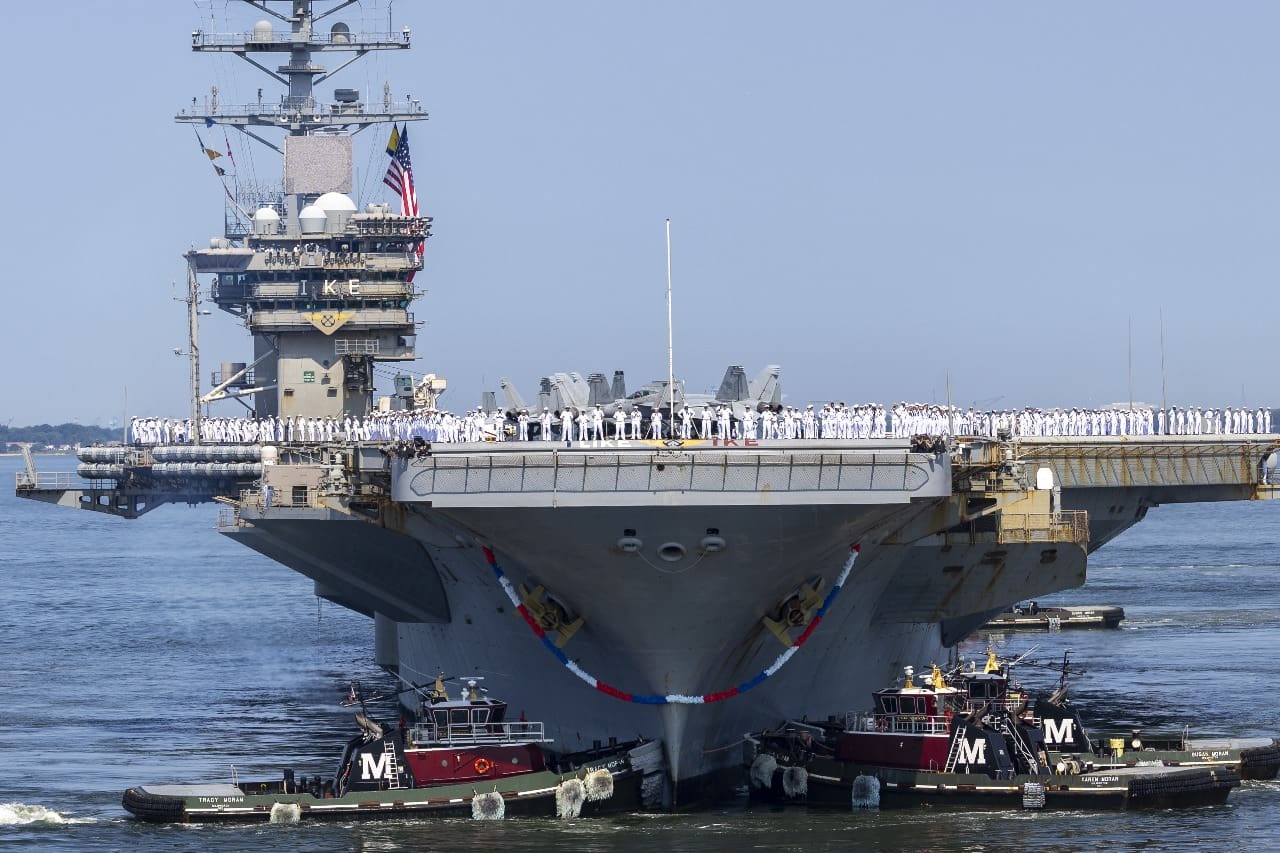 The Strike Group of the USS Dwight D. Eisenhower aircraft carrier returned to the US after ...