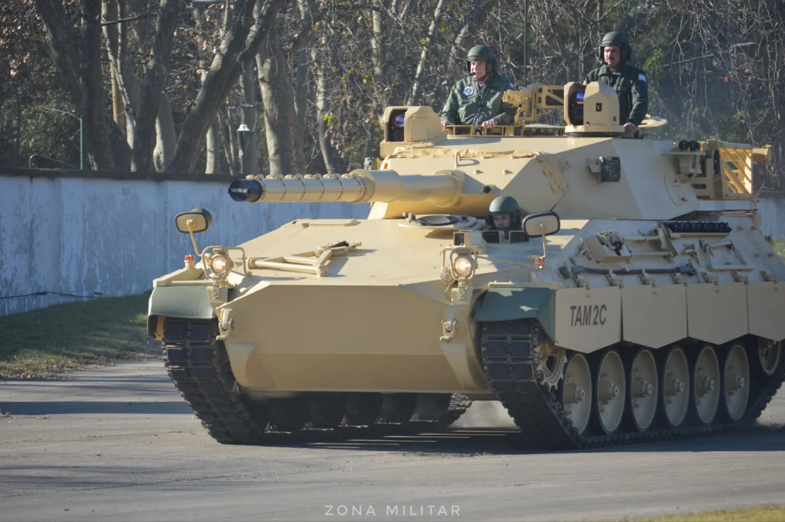Cobertura - Con la entrega de tres nuevos tanques modernizados, el ...
