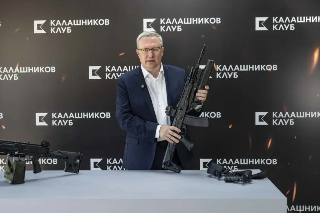 Alongside the delivery of AK-12 rifles to the Russian Ground Forces ...