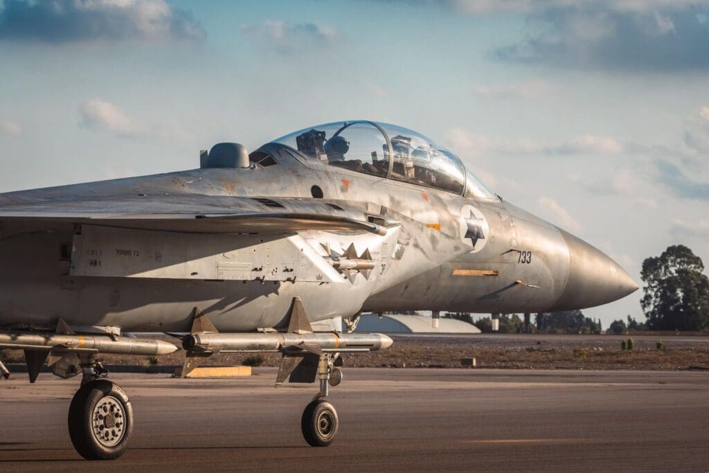 EE.UU. autoriza la venta de nuevos camiones tácticos Oshkosh M1148A1P2 ...