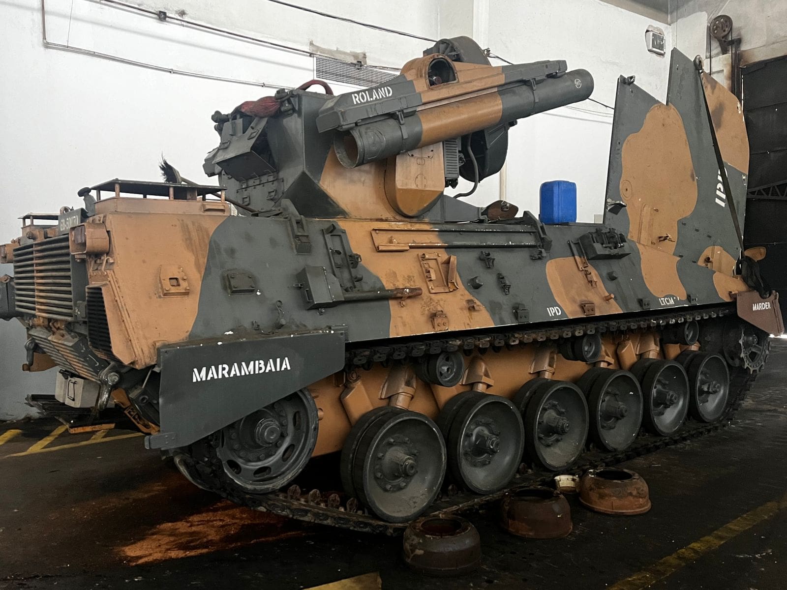 El Ejército Brasileño recupera un vehículo lanzamisiles Marder 1A2 ...