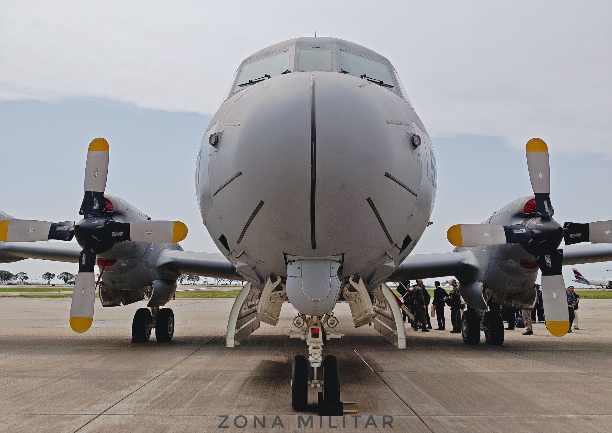 Cobertura - La Armada Argentina incorporó oficialmente al primero de sus aviones de patrullaje ...