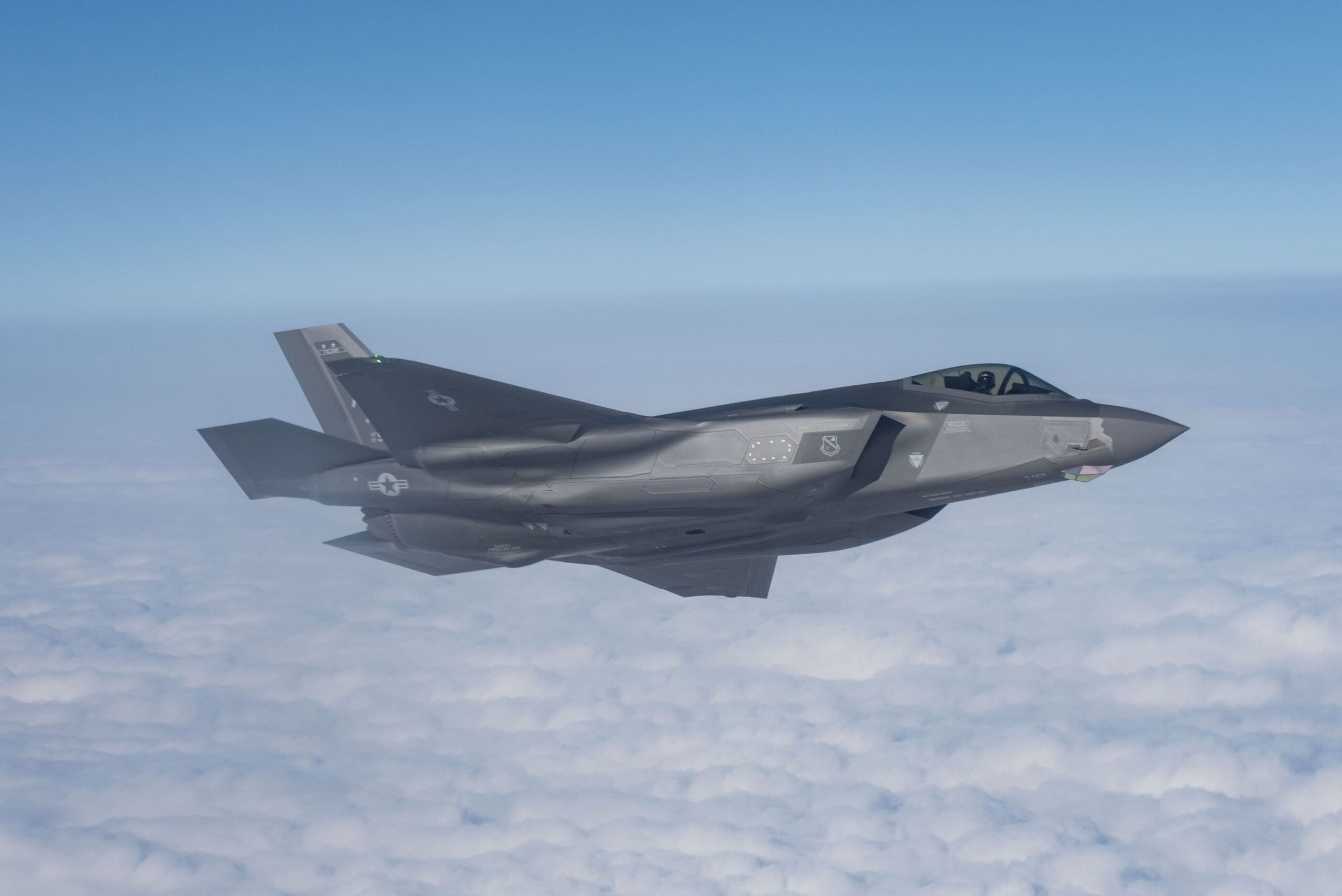 Lockheed Martin delivered new F-35 fighter jets to the U.S. Armed ...