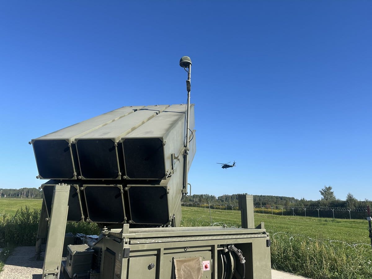 La batería NASAMS del Ejército de Tierra español desplegada en Letonia ...
