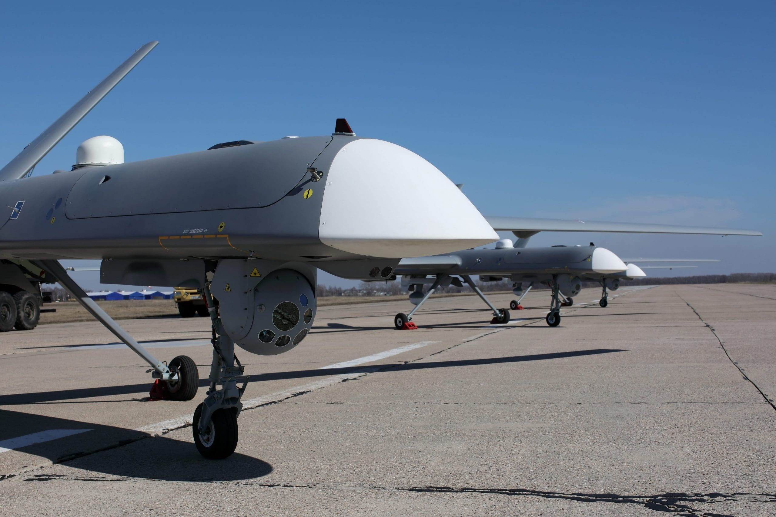 Un drone Orion de las Fuerzas Armadas Rusas ataca con éxito un T-64B ...