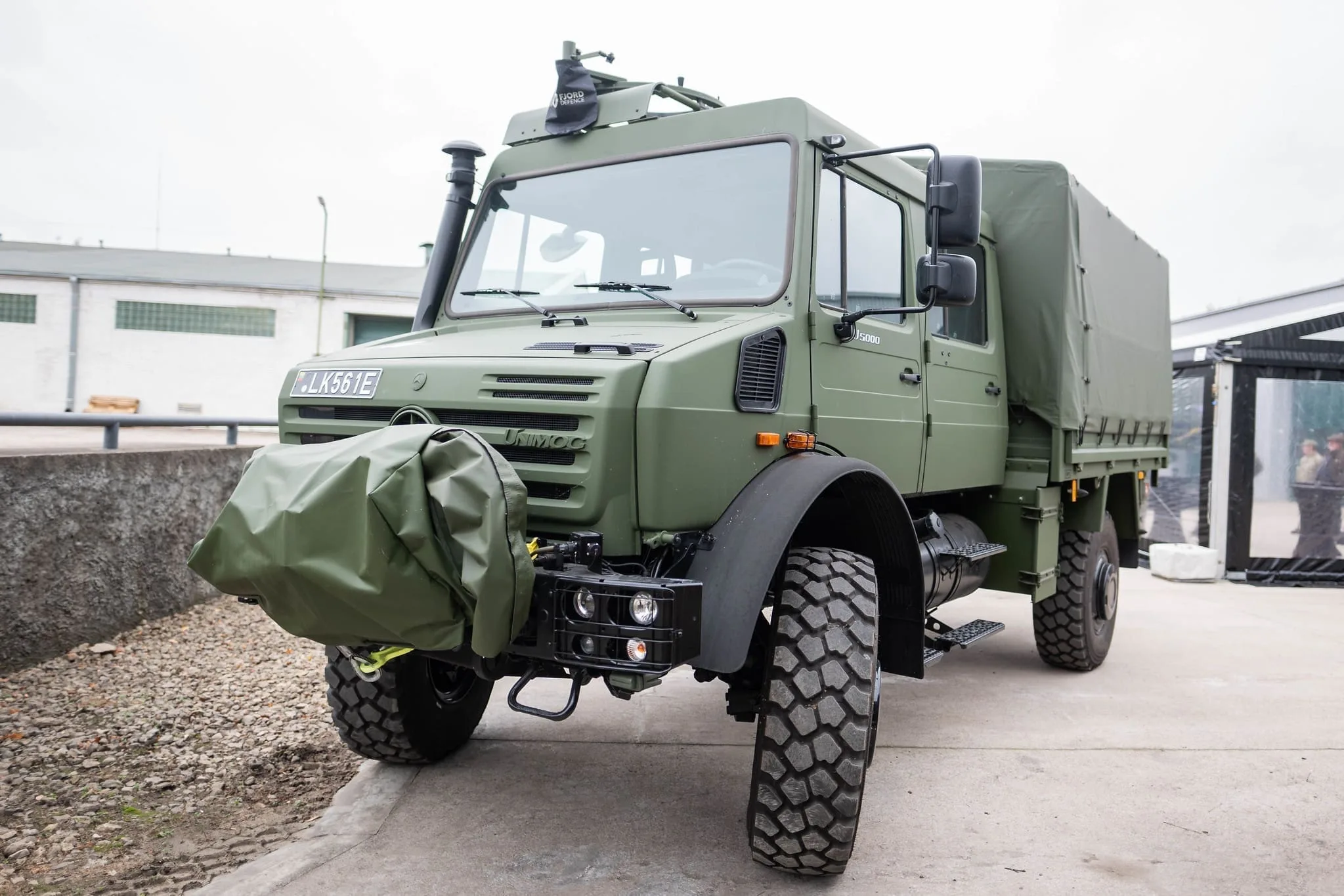 Las Fuerzas Armadas de Lituania continúan expandiendo su flota de camiones tácticos 4x4 Unimog U5000