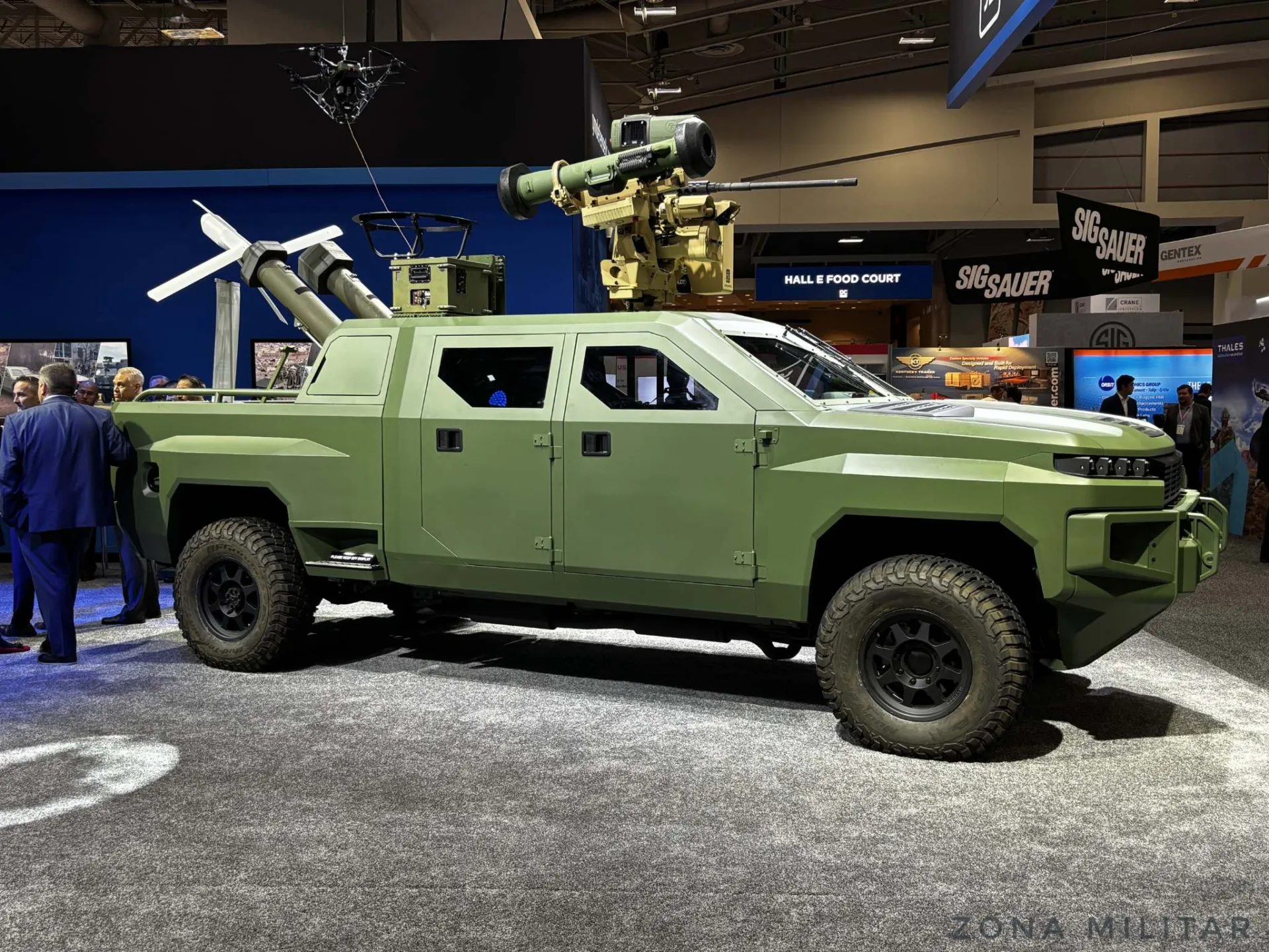 ZM en AUSA 2024 - GM Defense devela a su vehículo táctico de nueva generación de diseño furtivo ...