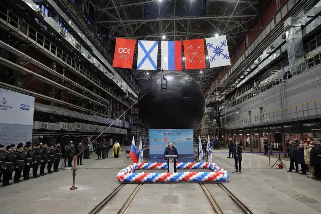 The Russian Navy's third Lada-class attack submarine has begun new sea ...