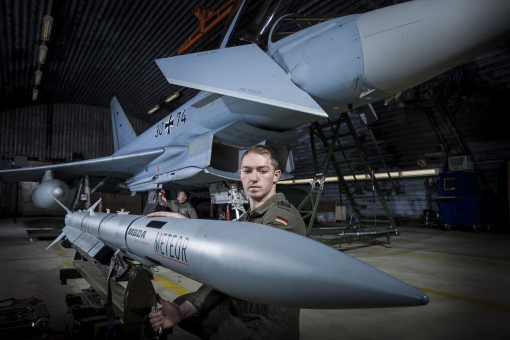 La Fuerza Aérea de Alemania avanza en la compra de nuevos misiles BVR ...